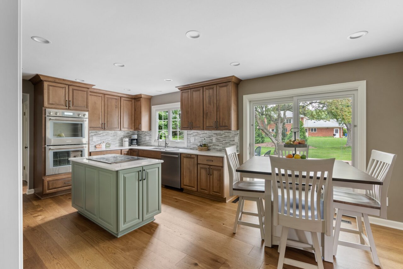 Keep Up in 2025 with These Kitchen Trends - Dimension-dbr